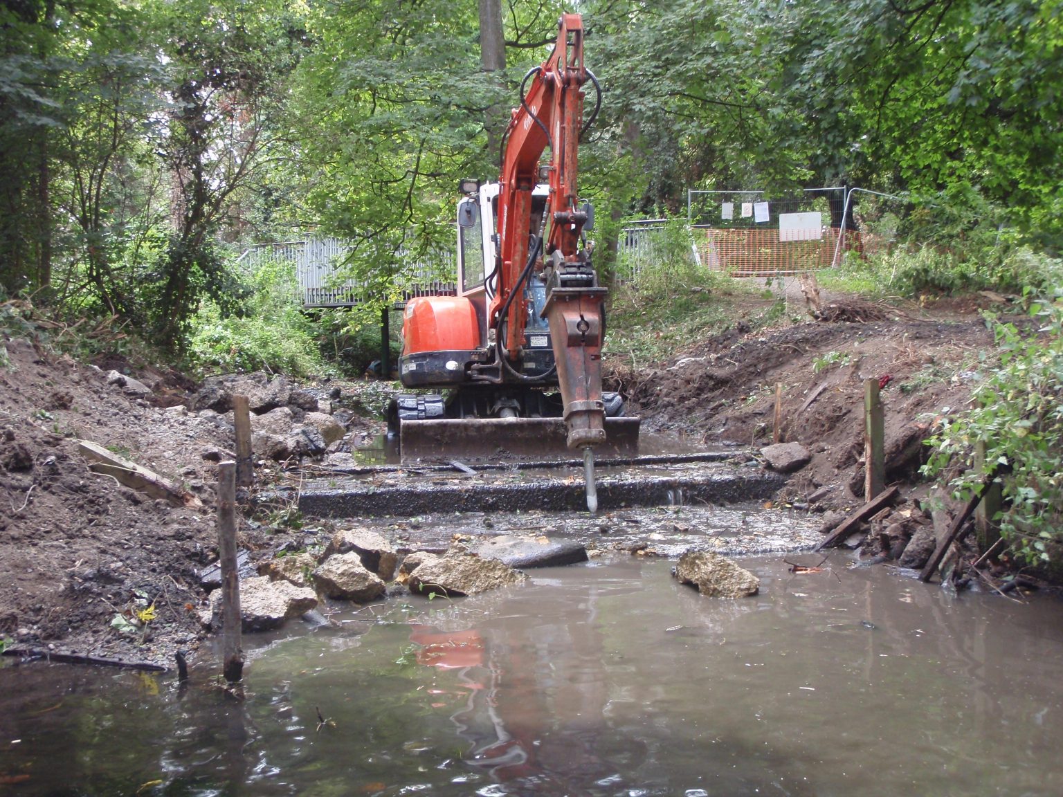 River Wandle - Weir removal and habitat restoration - Cain Bio Engineering